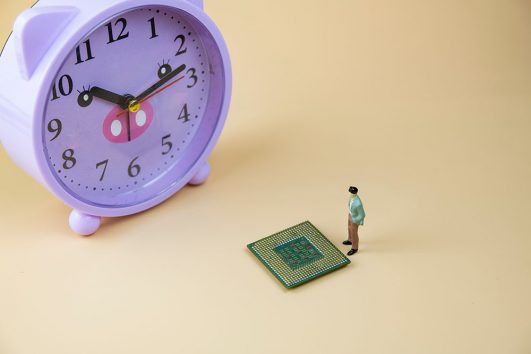 CPU Clock Speed Jumping: Causes & How to Fix It