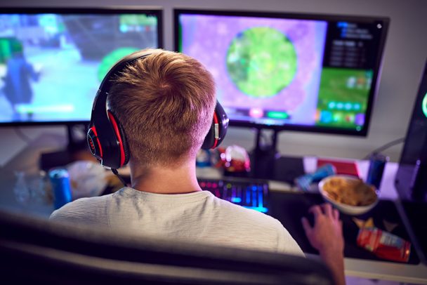 Two Monitors With Different Refresh Rates Pros And Cons